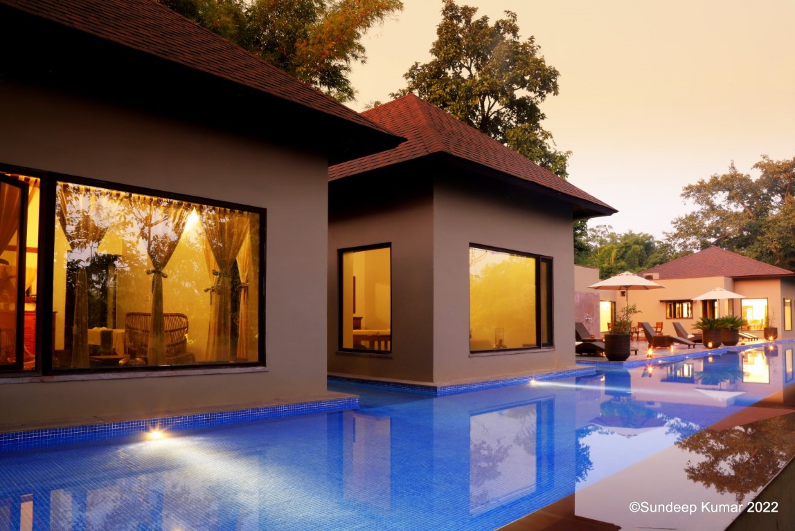 Visit to Bagh Villas: In Search of the Princeton Tiger in Kanha